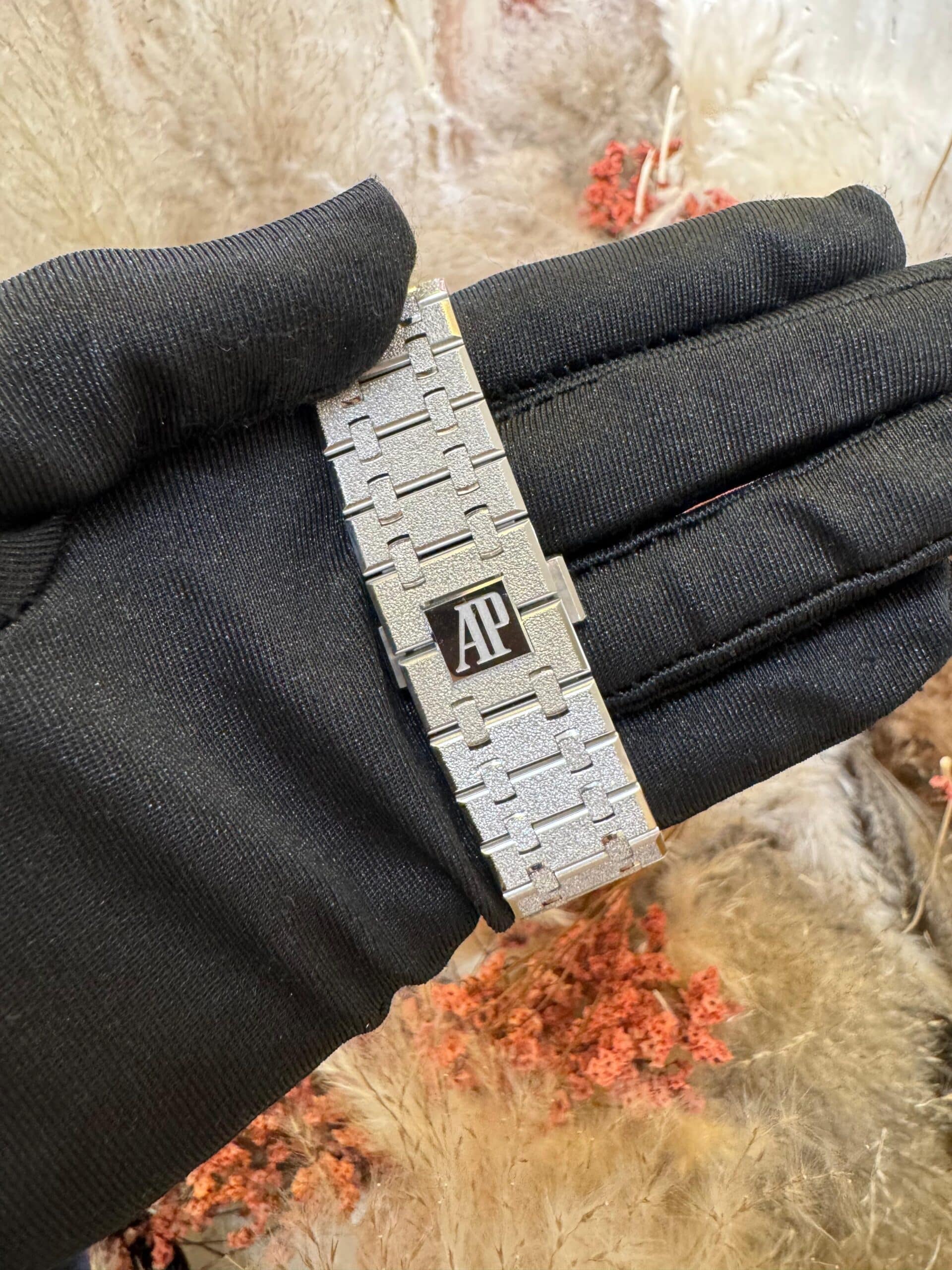 Audemars Piguet Royal Oak Frosted White Gold Double Balance Wheel ...